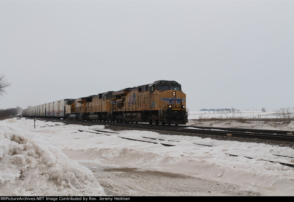 UP 7673 & others (3)